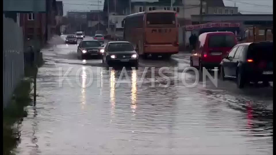 Pas breshrit, shiu vërshon Ferizajn | GjirafaVideo