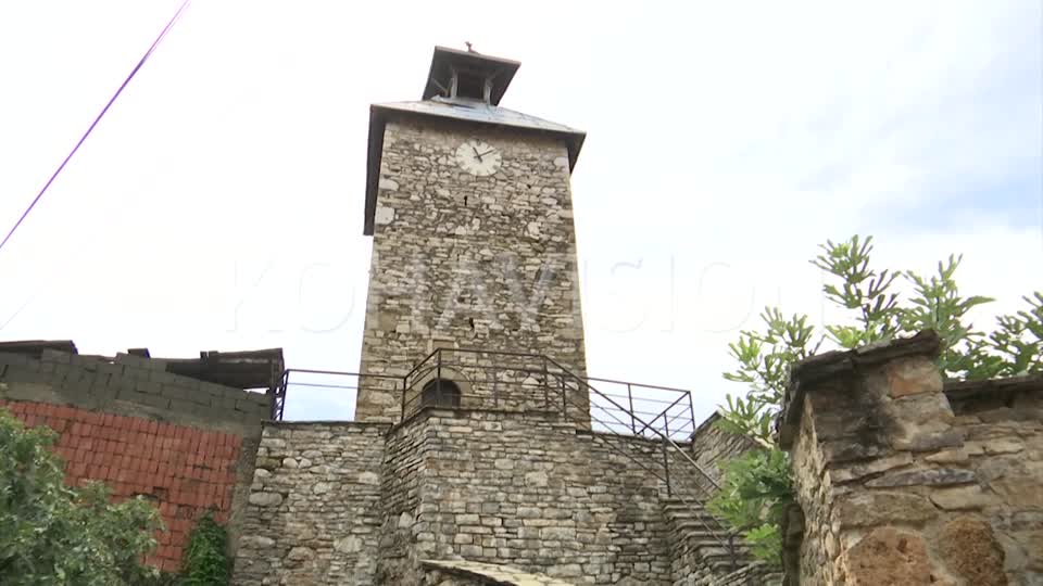 Sahat Kulla e Rahovecit, pika turistike në gjendje të rëndë | GjirafaVideo