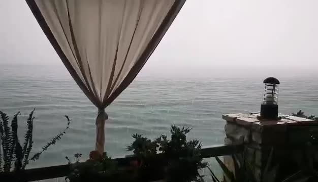 Shi me bubullima në Shëngjin | GjirafaVideo